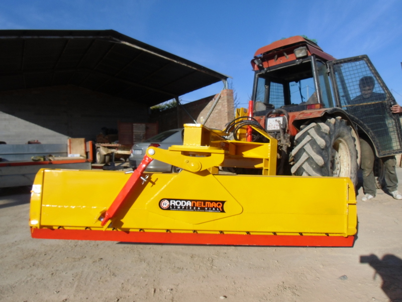 Niveladora Polidozer RUNNER | Terrator.eu