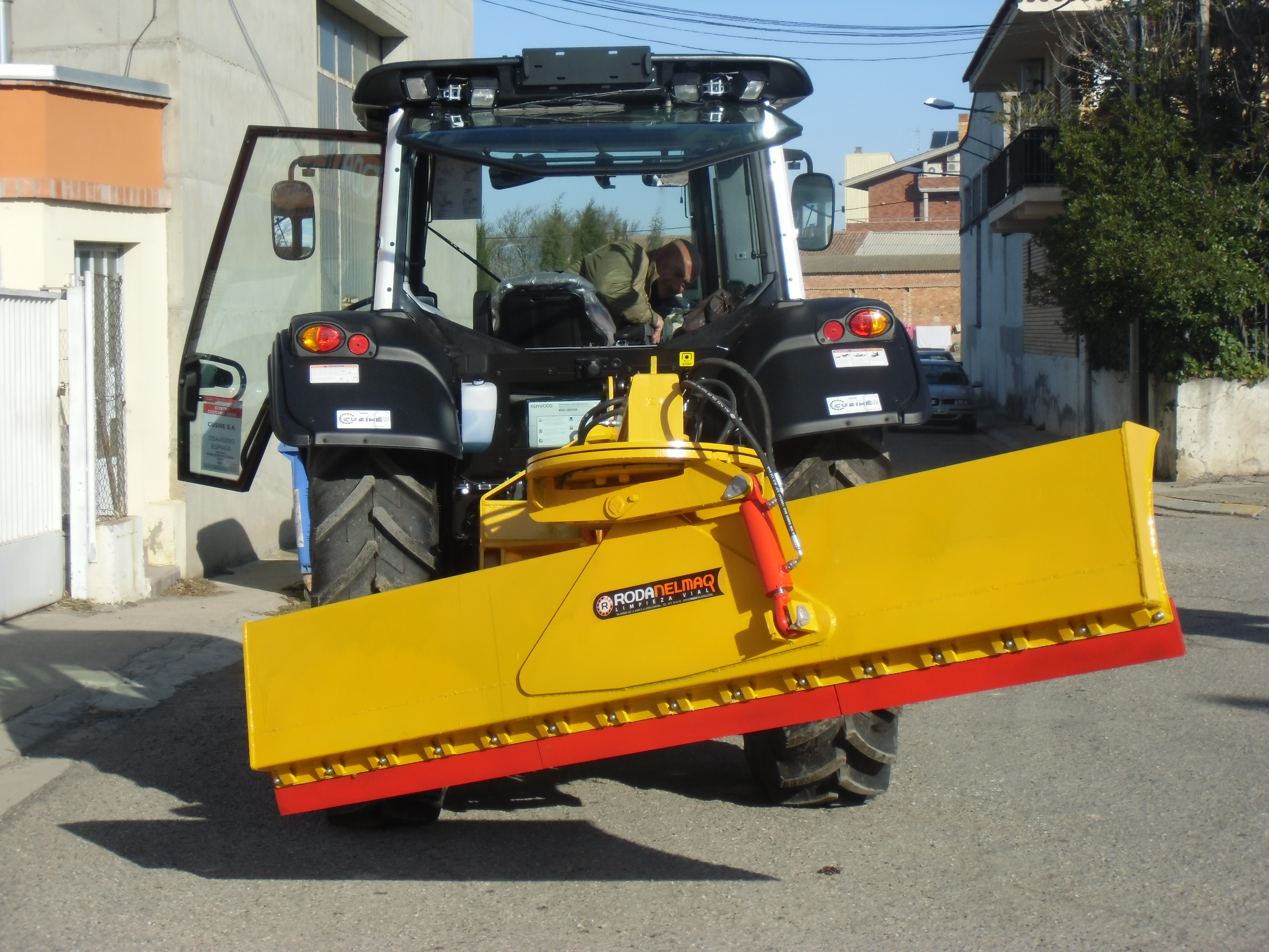 Niveladora de suelo BIG | Terrator.eu